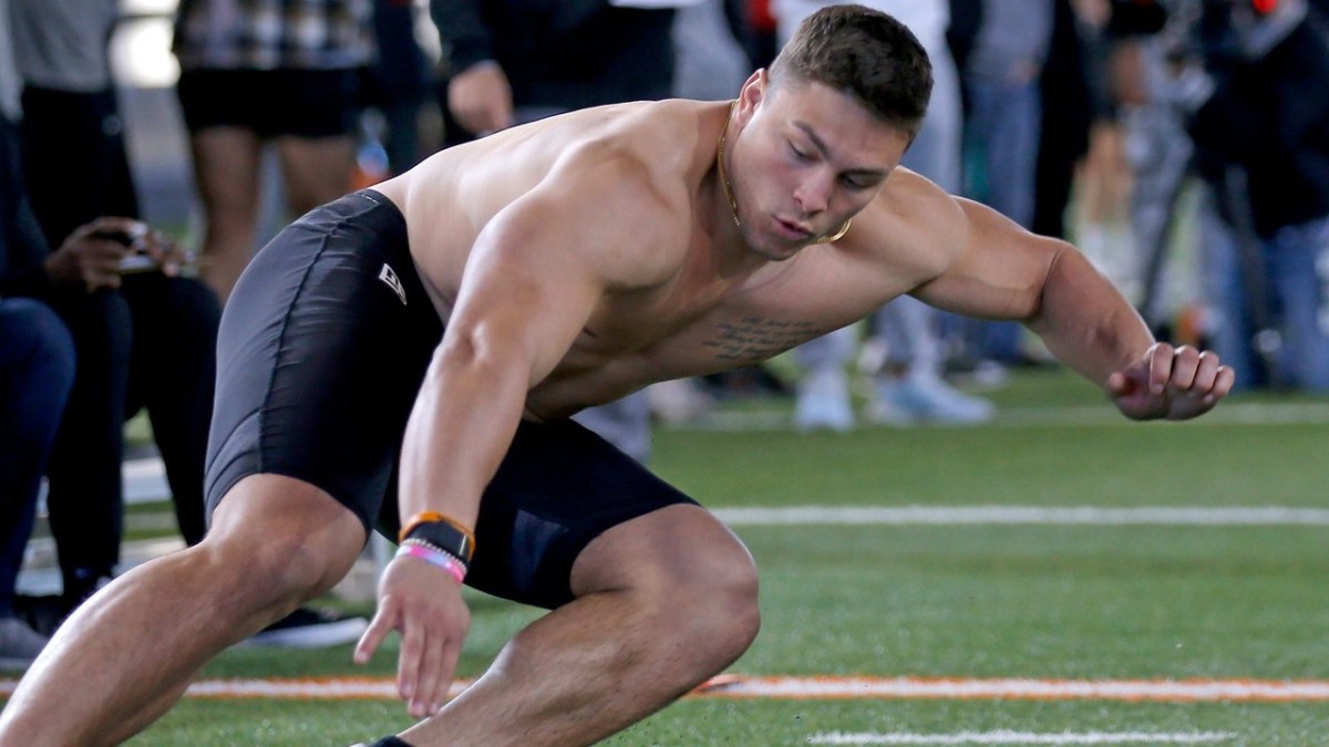 Detroit Lions Roster Bubble Linebackers 2022 NFL Season - Sports ...