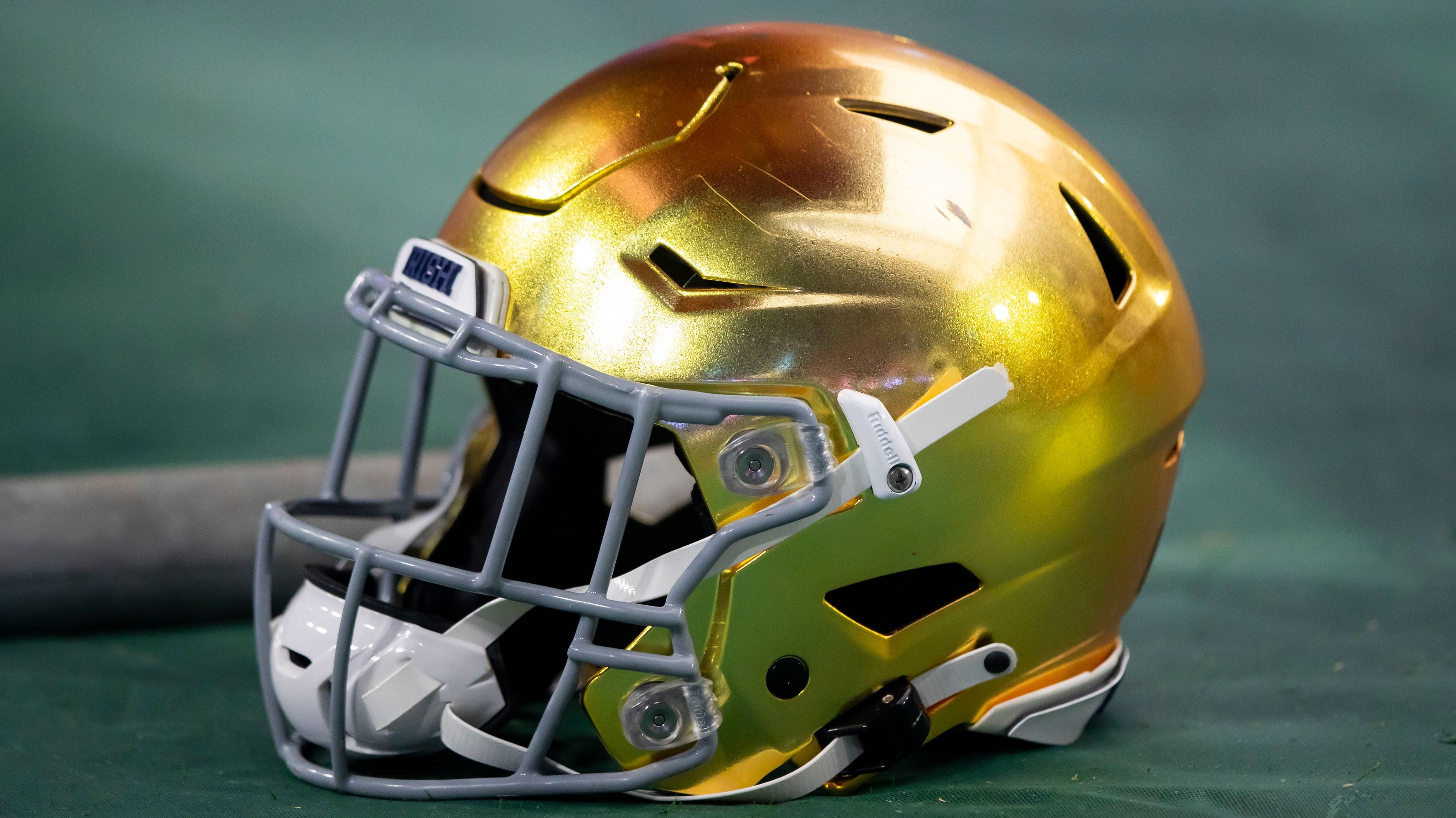Former Notre Dame Lineman Paul Duncan Dies at 35 - Sports Illustrated