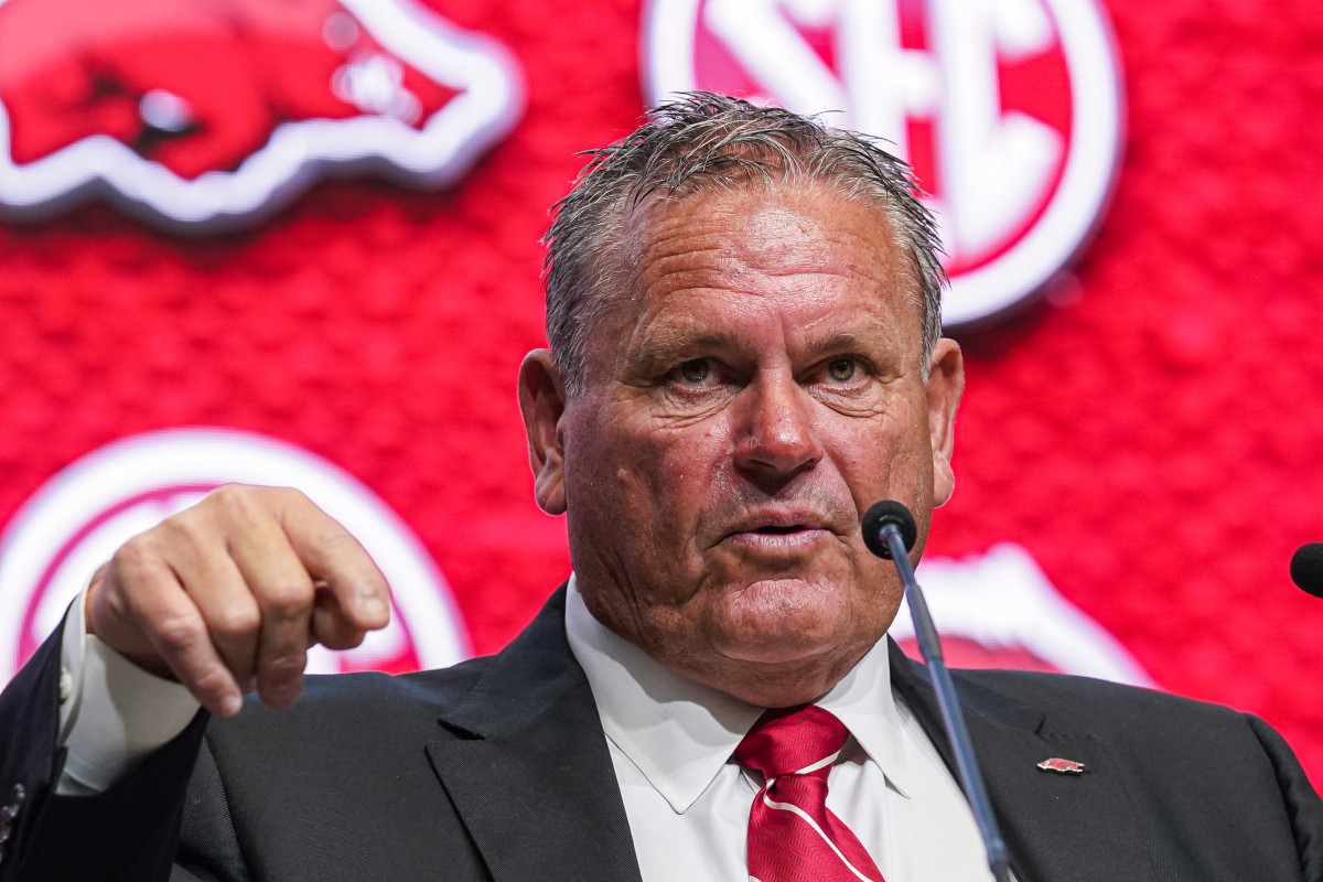 Arkansas Coach Sam Pittman 'Rooted for the Sooners' and Soon Will Play ...