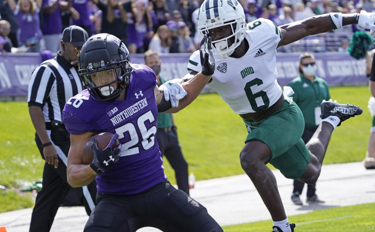 Northwestern Running Back Evan Hull Named to Doak Walker Award Watch ...