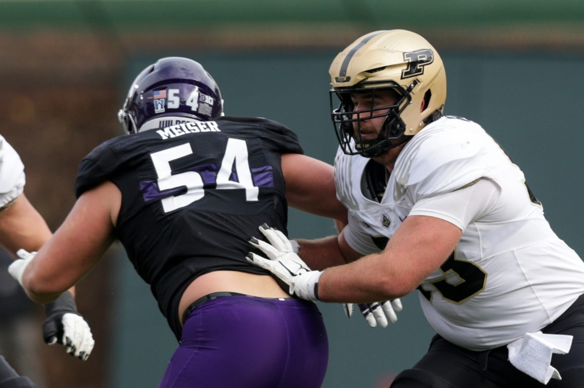 Purdue Center Gus Hartwig Named to 2022 Rimington Trophy Preseason ...