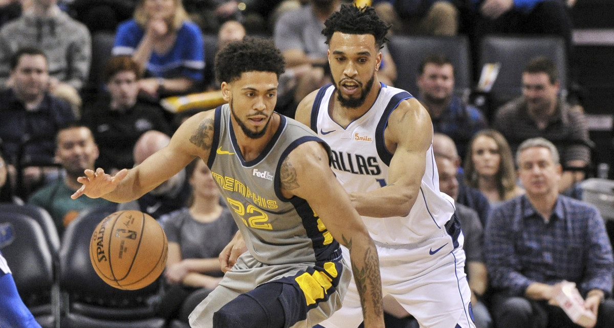 Former Oregon Ducks Guard Tyler Dorsey Signs Two-Way With Dallas ...
