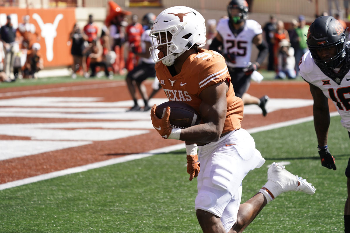 Bijan Robinson is Texas' X-Factor, But Longhorns Need More For ...