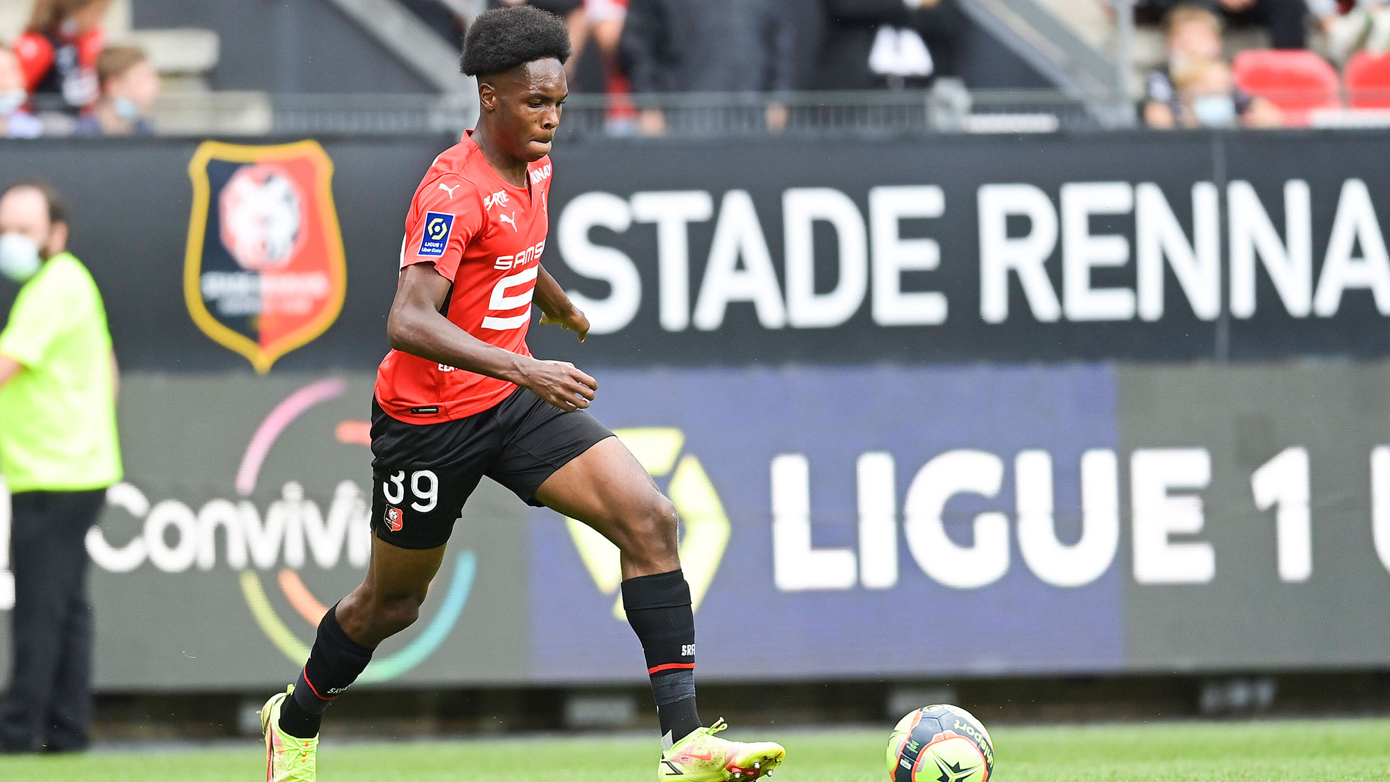 Mathys Tel: Bayern Munich signs 17-year-old Rennes forward - Sports ...