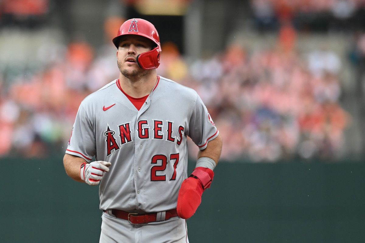 Angels Superstar Mike Trout Battling 'Rare' Back Condition - Fastball