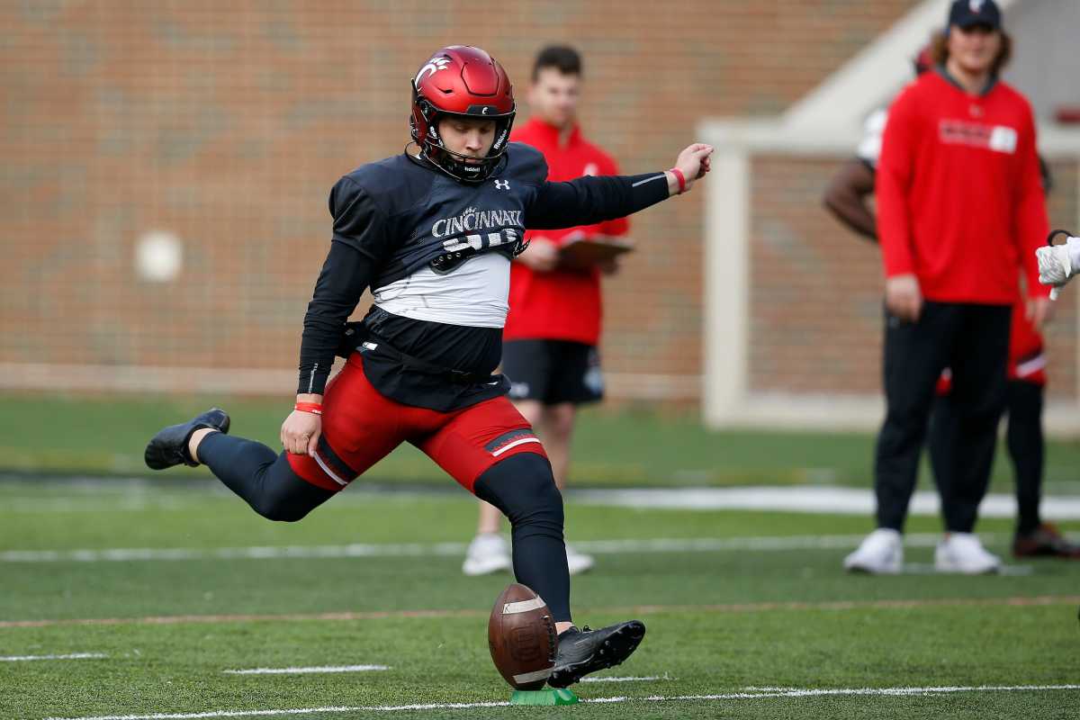 UC Kicker Ryan Coe Named to Lou Groza Award Preseason Watchlist - All ...