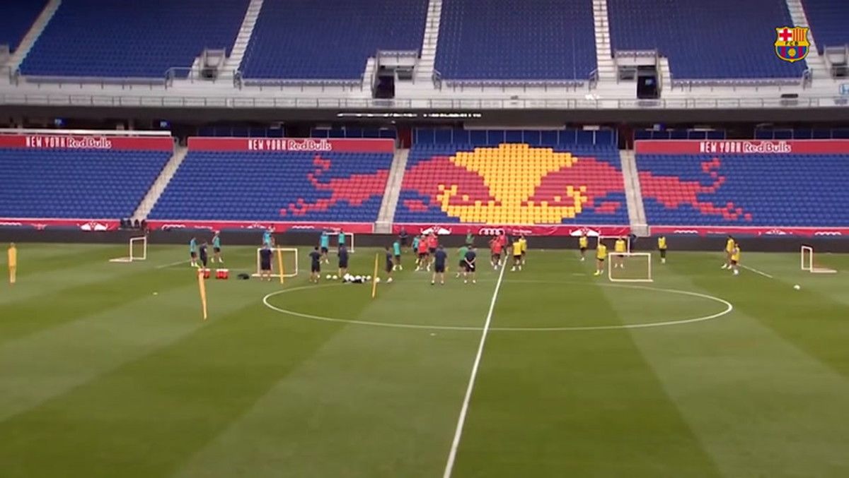 FC Barcelona training at Red Bull Arena in New York - Soccer ...