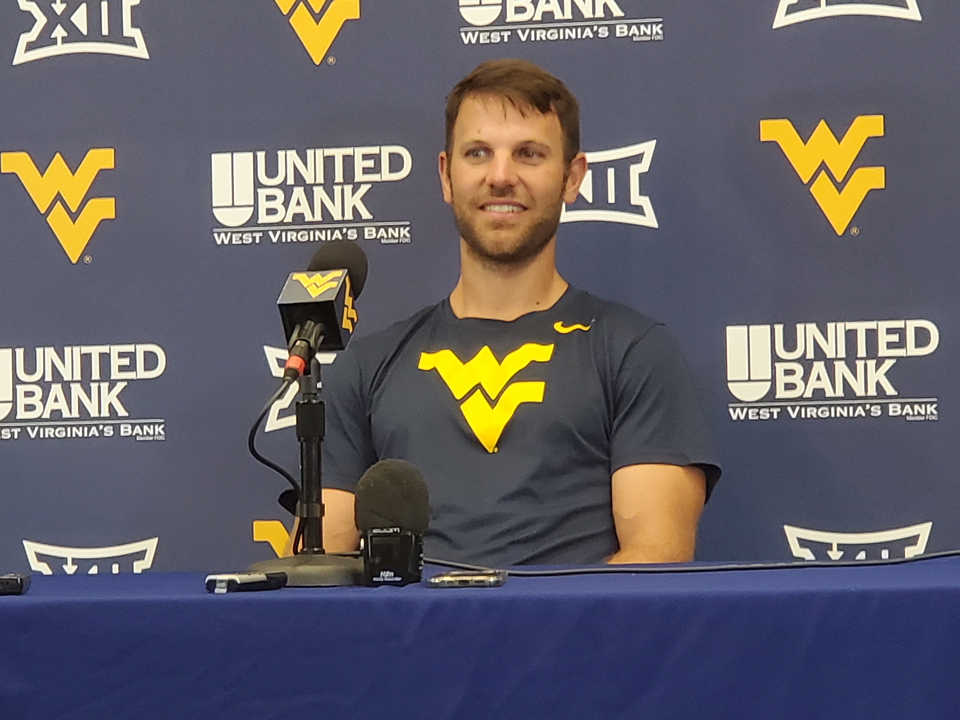 WATCH: Graham Harrell Fall Camp Day 2 - Sports Illustrated West ...