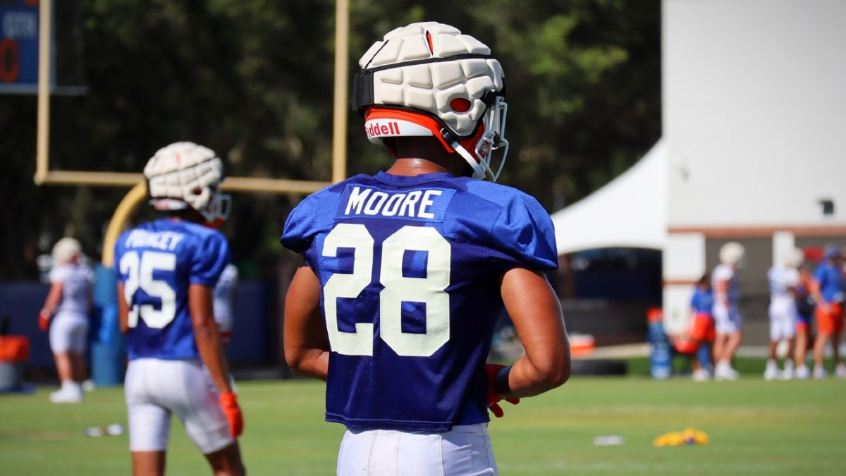 Notebook: Day 2 of Florida Gators Fall Camp 2022 - Sports Illustrated ...