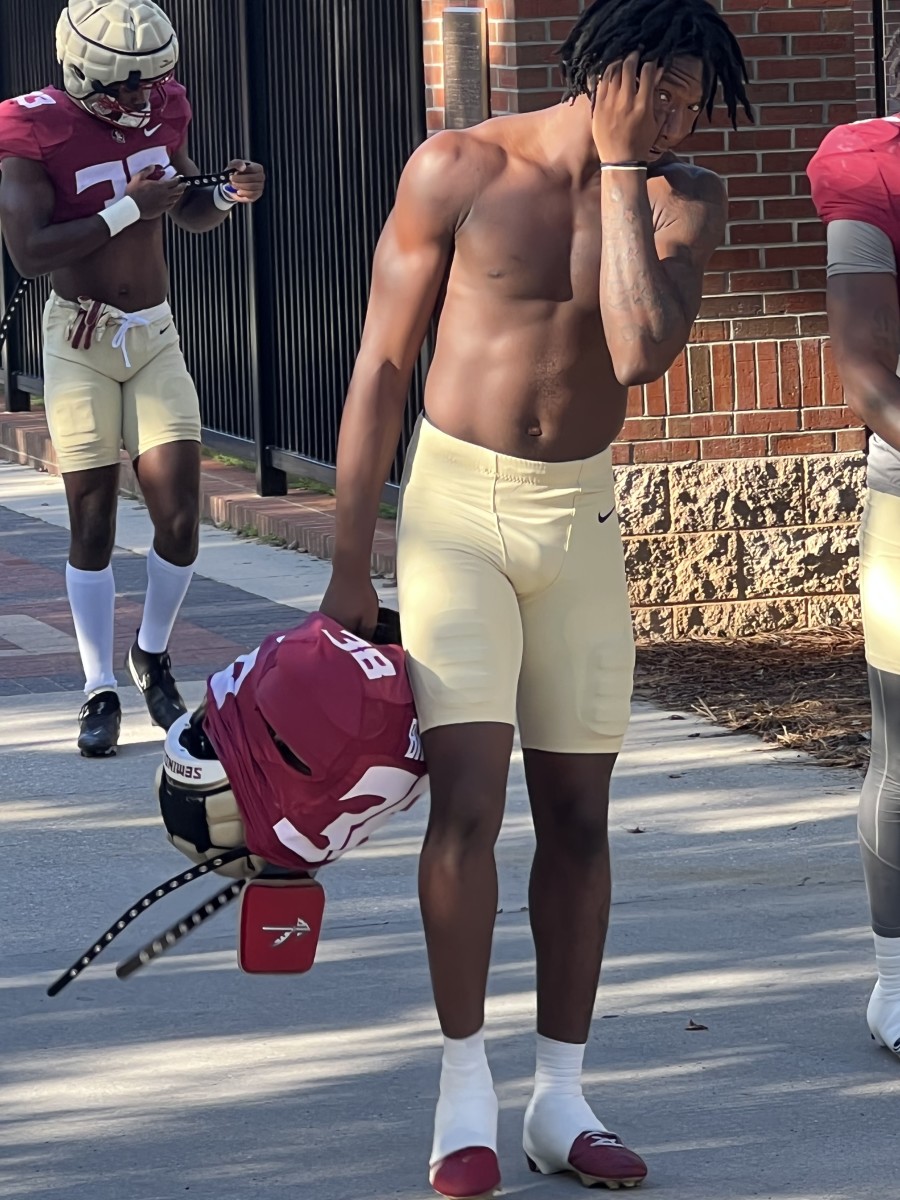PHOTO GALLERY: Florida State practices in full pads for second ...