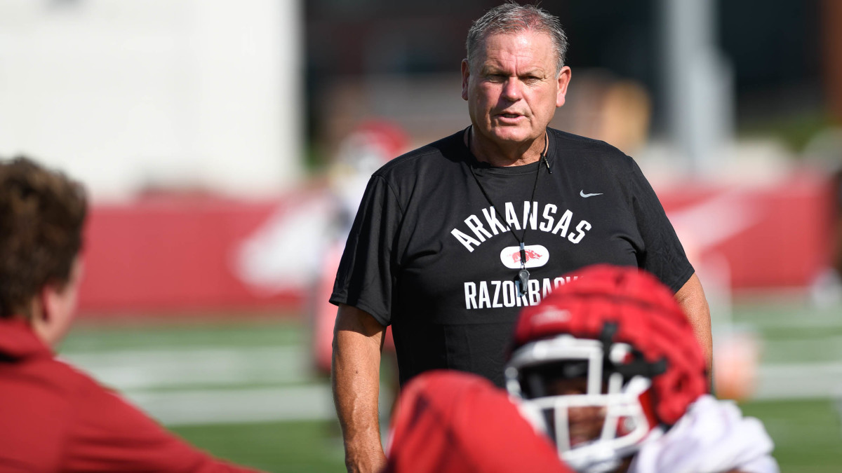 Razorbacks' Coach Sam Pittman Doesn't Want to Be Only One Expecting Big ...