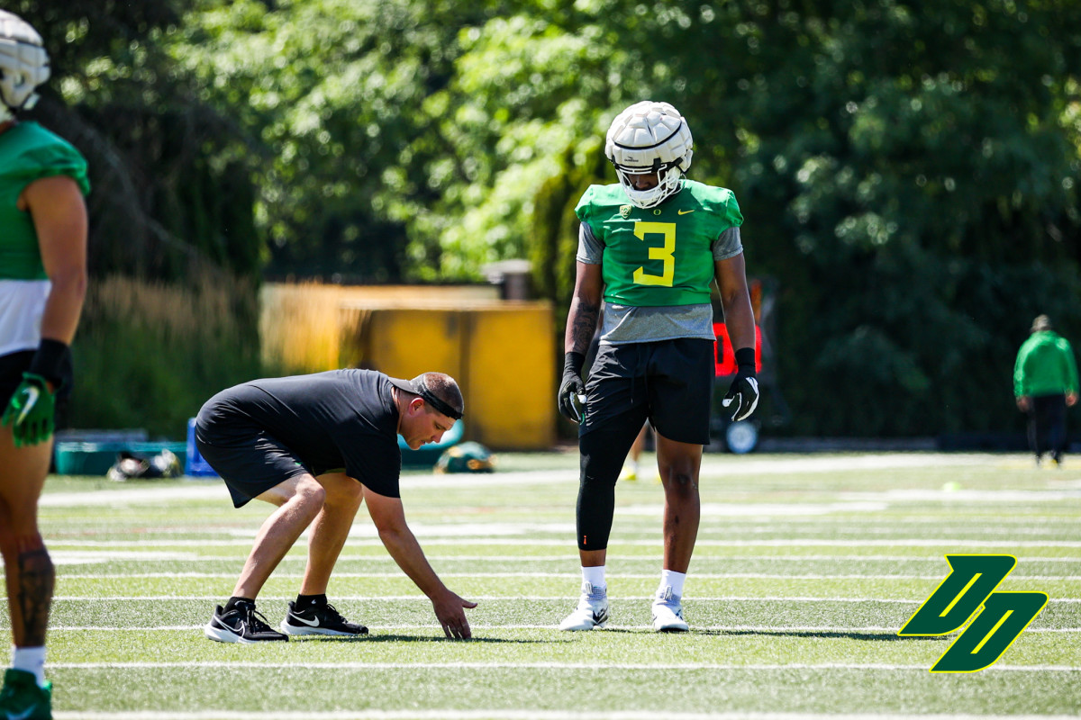 Oregon Ducks Defensive Players to Watch vs. Georgia Bulldogs - Sports ...
