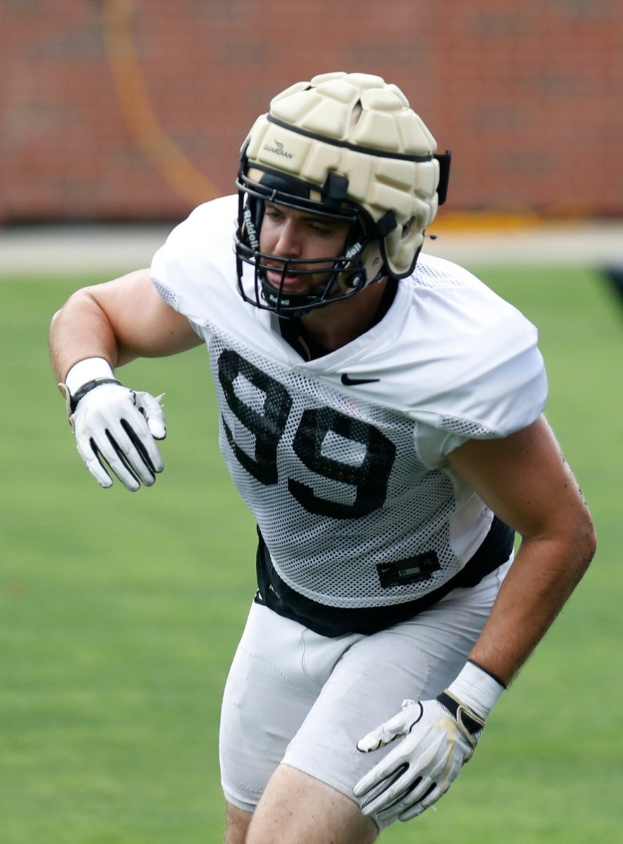 Summer Graduation Gives Purdue Defensive End Jack Sullivan More Time ...