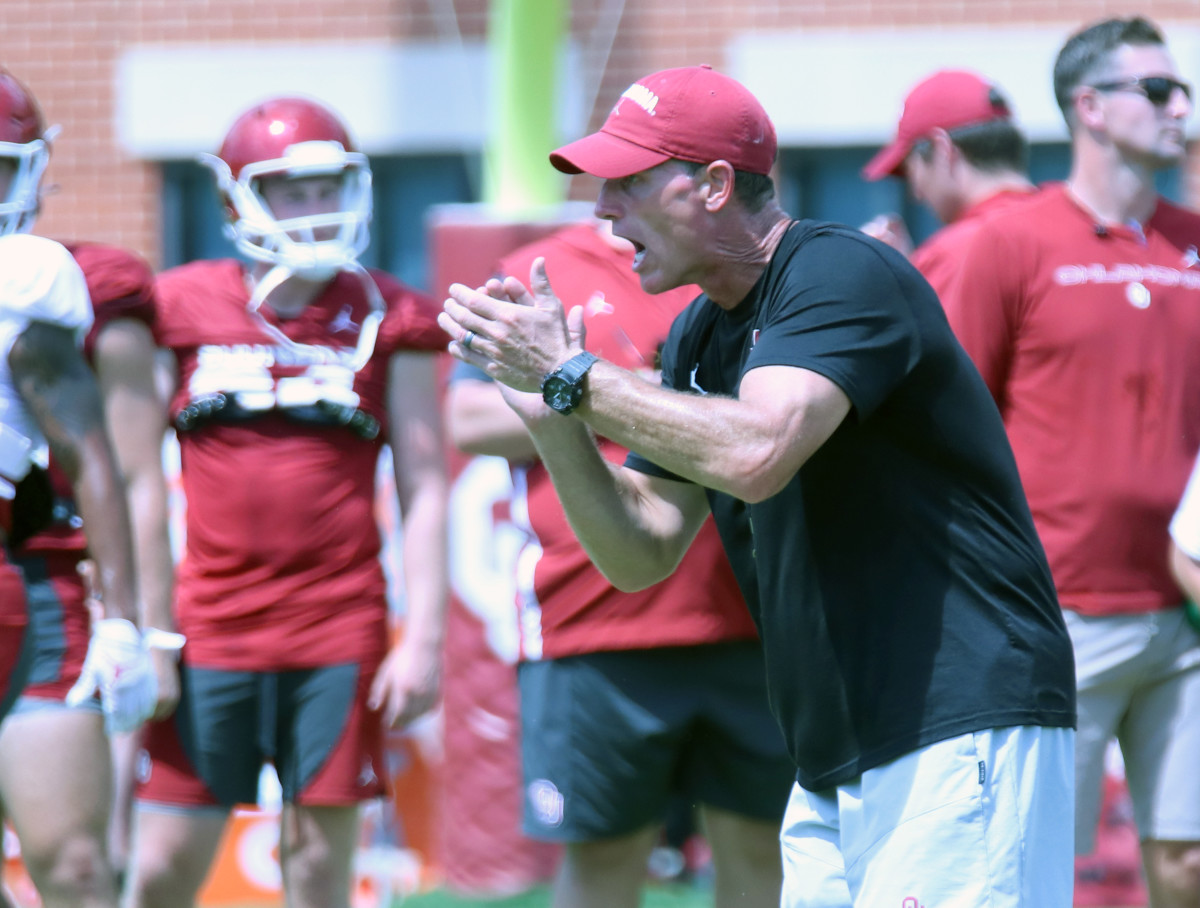 Oklahoma’s Brent Venables Searching for Championship Mindset as ...