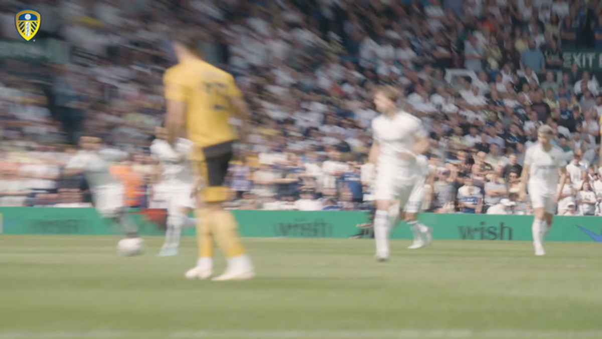 Behind the scenes: Leeds come from behind to down Wolves - Soccer ...