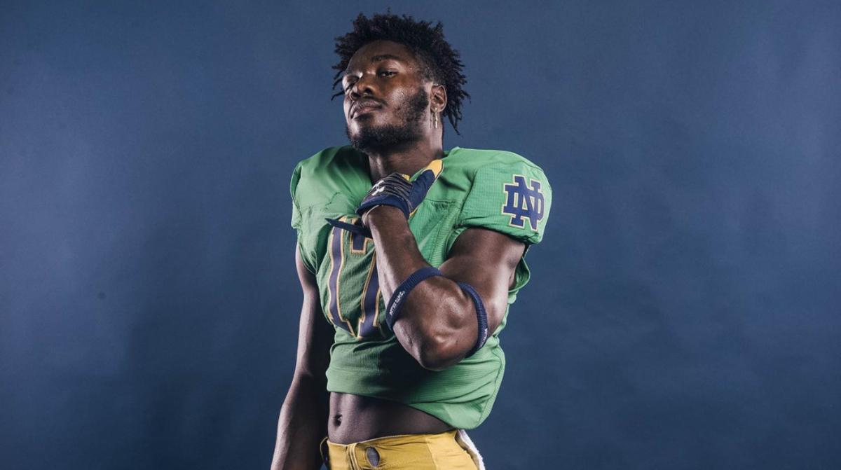 Notre Dame LB Jaylen Sneed Is Still Learning, But His Talent Is Obvious ...