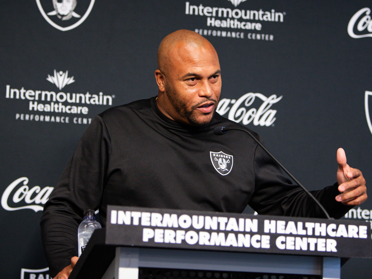 Antonio Pierce's guidance will be critical for the Las Vegas Raiders ...