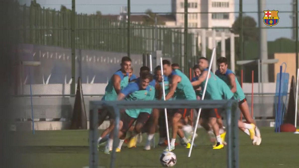 FC Barcelona's last training session before their 22/23 season debut ...