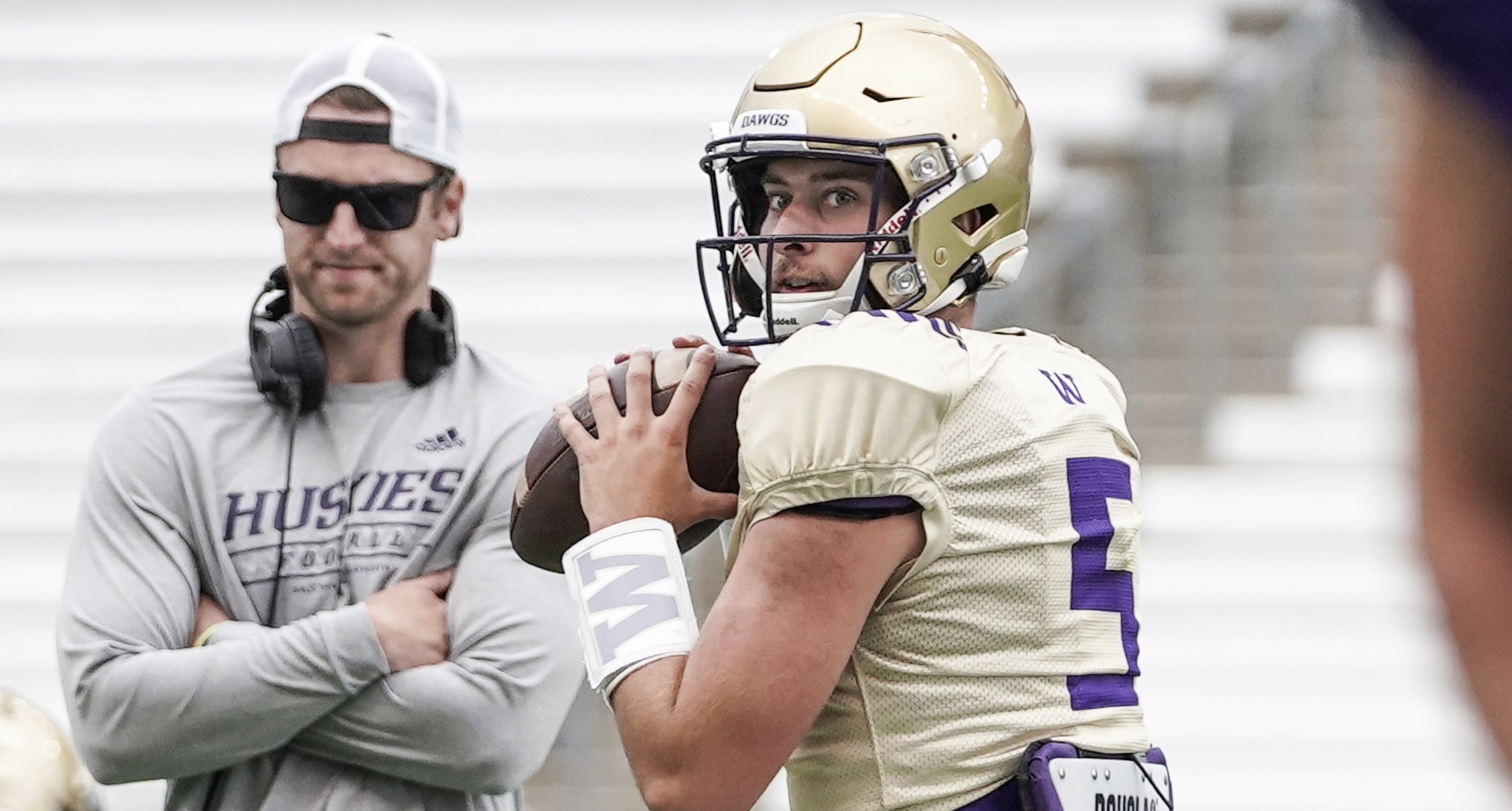 Raley: Why Dylan Morris should or shouldn't start as UW quarterback ...