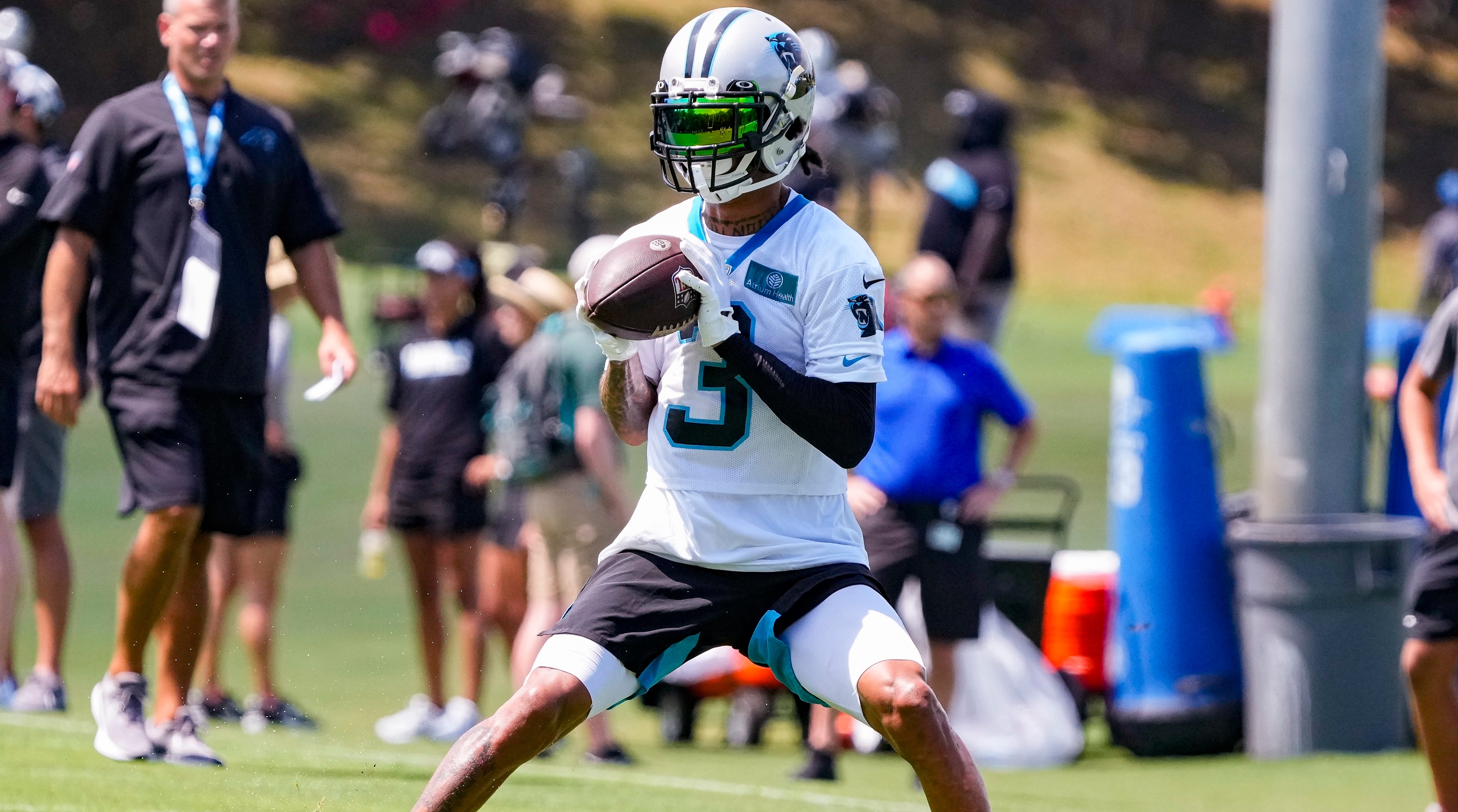 Robbie Anderson Likes Baker Mayfield’s ‘Leadership,’ ‘Confidence ...