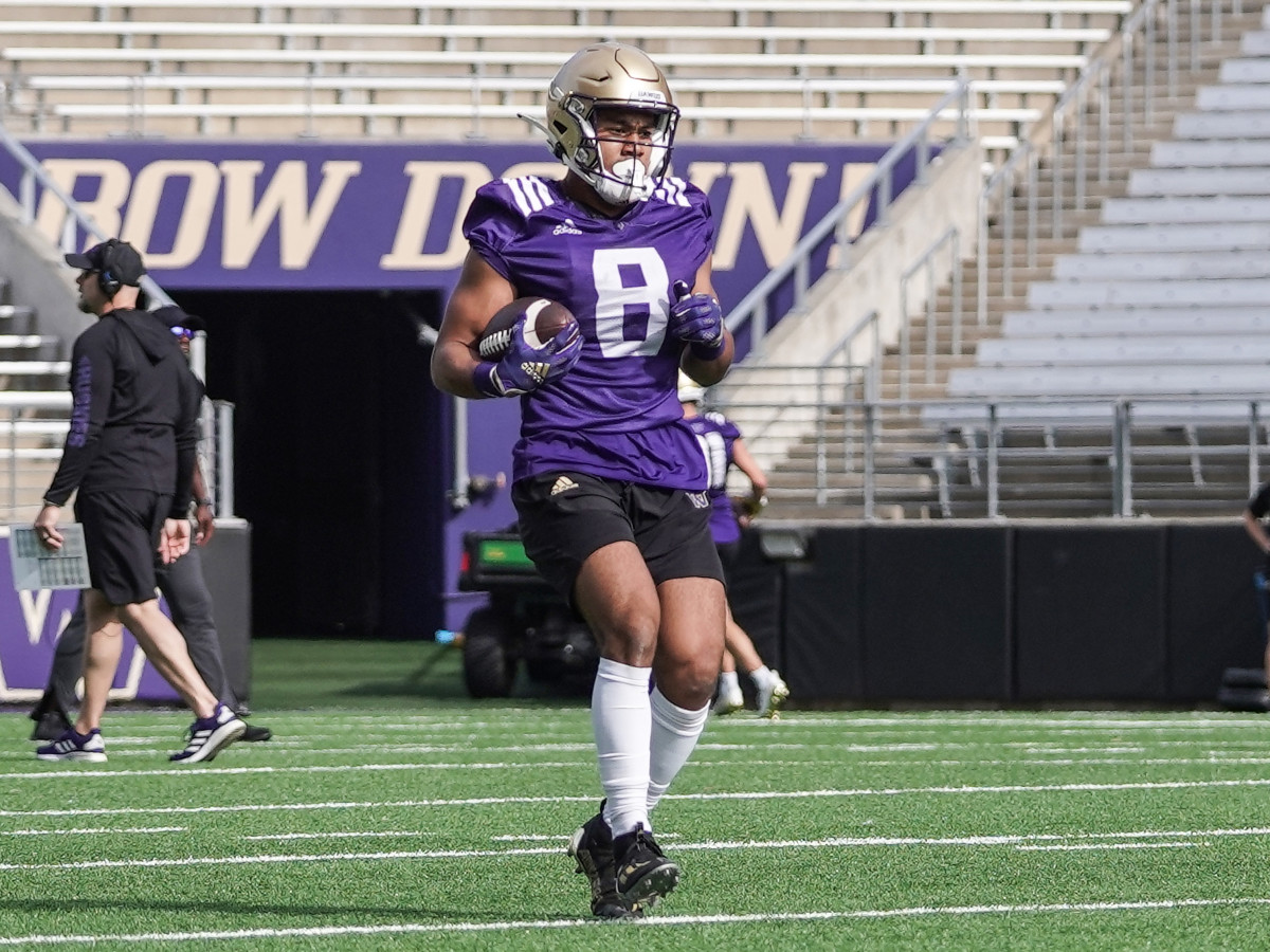 Nixon Went from Huskers to Huskies to Run the Ball - Sports Illustrated ...