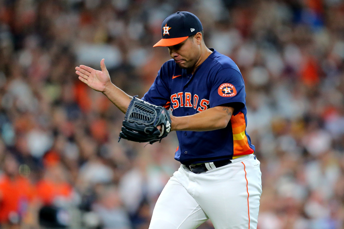 Report: Houston Astros Minor Leaguer Andre Scrubb Throws First Bullpen ...