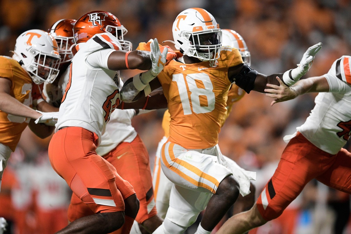 Vols LB William Mohan Suspended Indefinitely After Arrest - Sports ...
