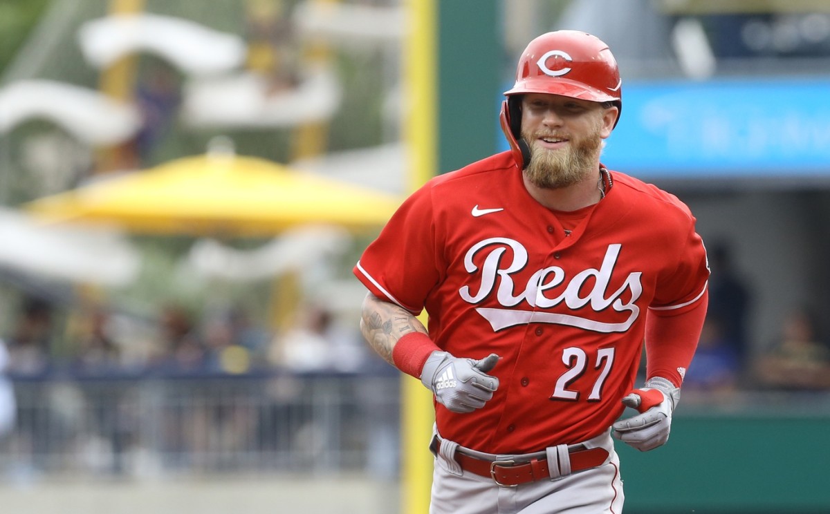 WATCH: Cincinnati Reds' Outfielder Jake Fraley Gets Into it with ...