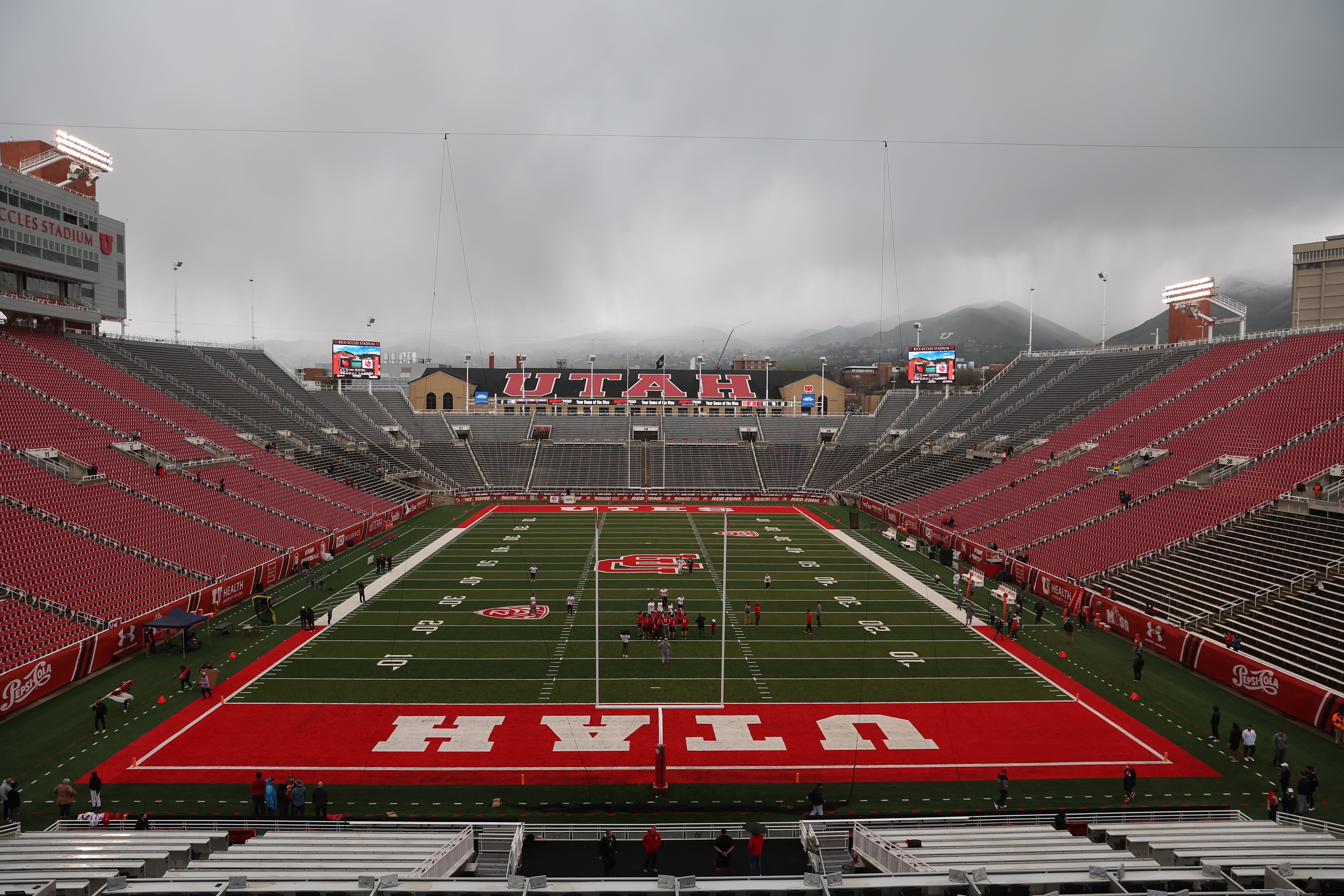 Utah Unveils Helmet Design to Honor Slain Teammates - Sports Illustrated