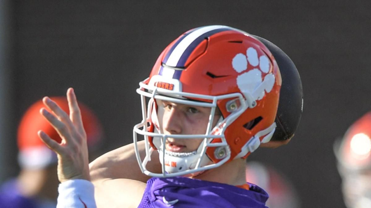 ACC Week 1: Miami Hurricanes, Pittsburgh Panthers, Clemson Tigers, and ...