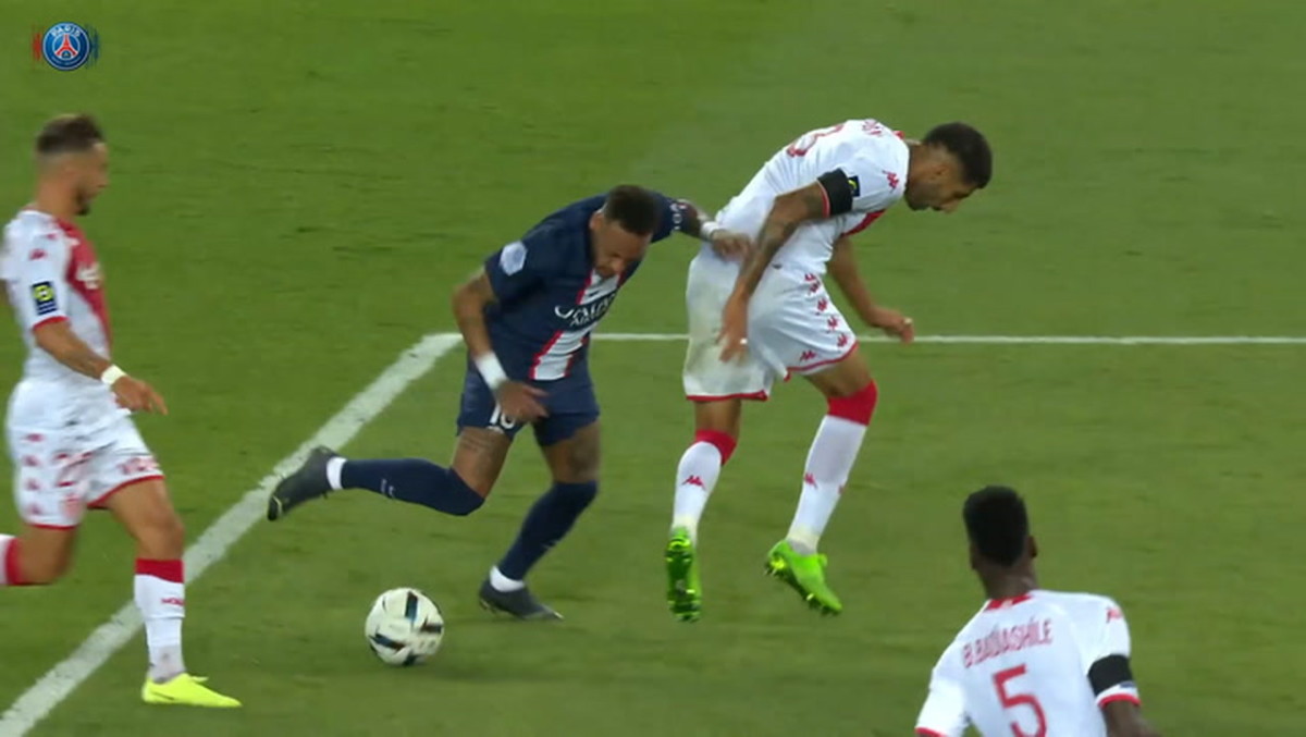 Neymar's penalty vs Monaco - Soccer - OneFootball on Sports Illustrated