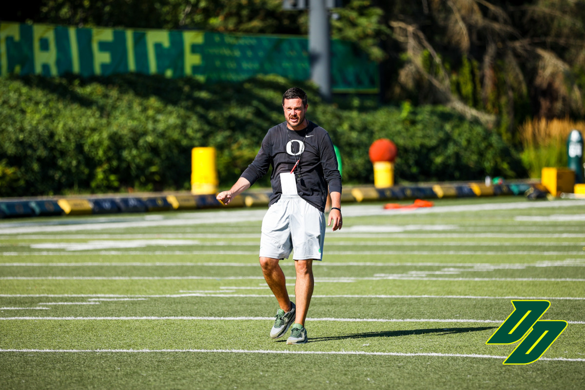 Oregon Football: Photo Gallery From Ducks' Tuesday Practice Ahead of ...