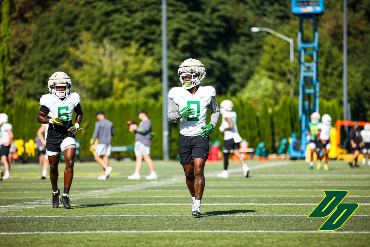 Oregon Football: Photo Gallery From Ducks' Tuesday Practice Ahead of ...