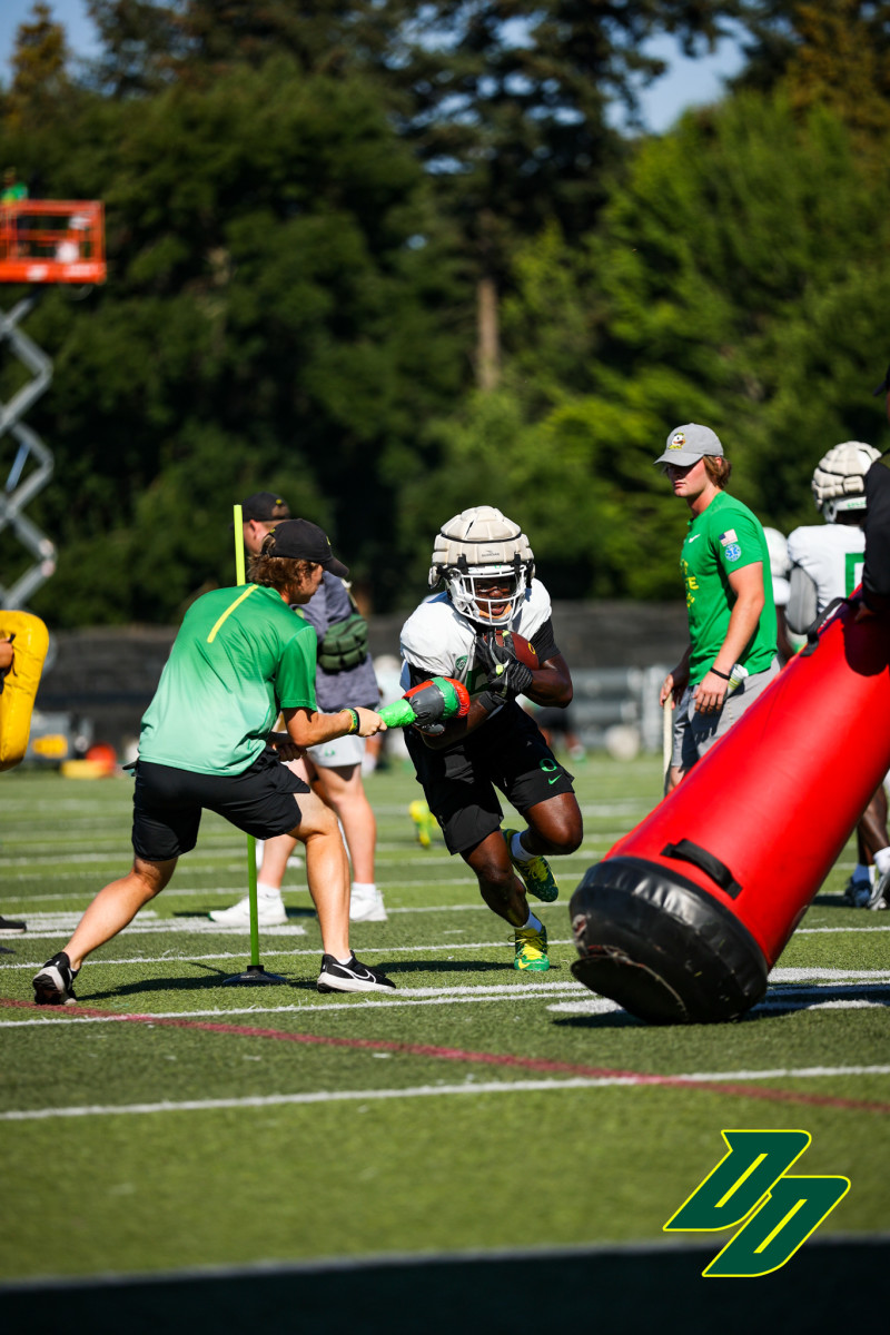 Oregon Football: Photo Gallery From Ducks' Tuesday Practice Ahead of ...