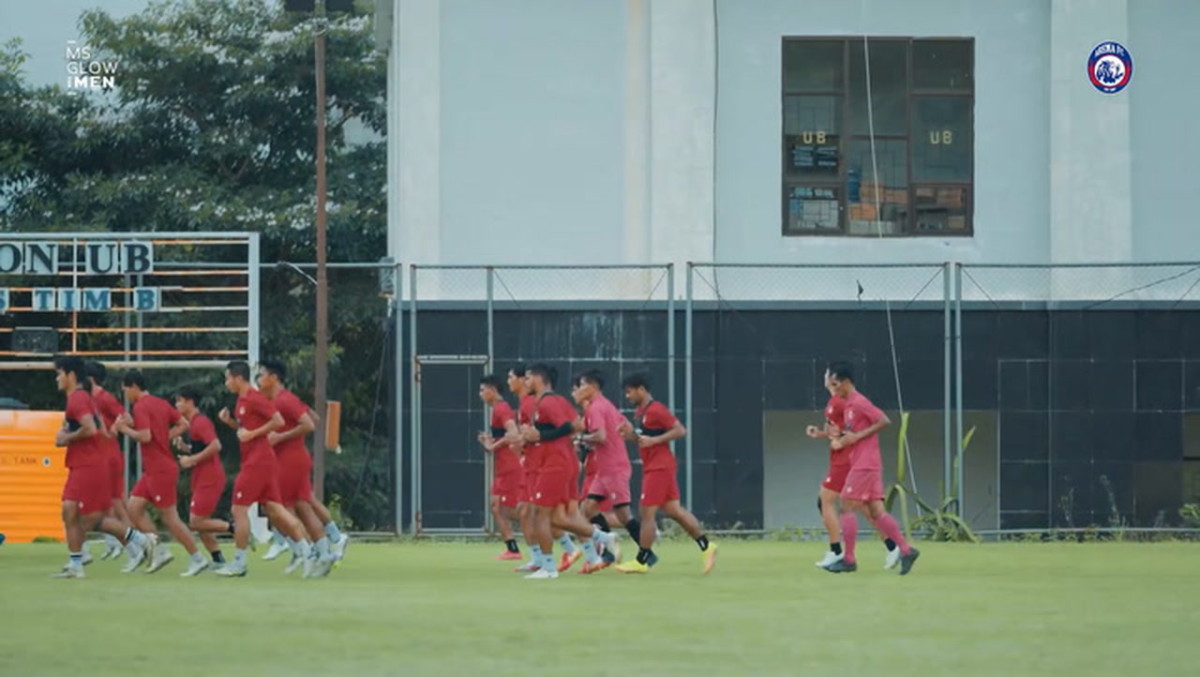 Arema FC stars prepare for Barito Putera - Soccer - OneFootball on ...