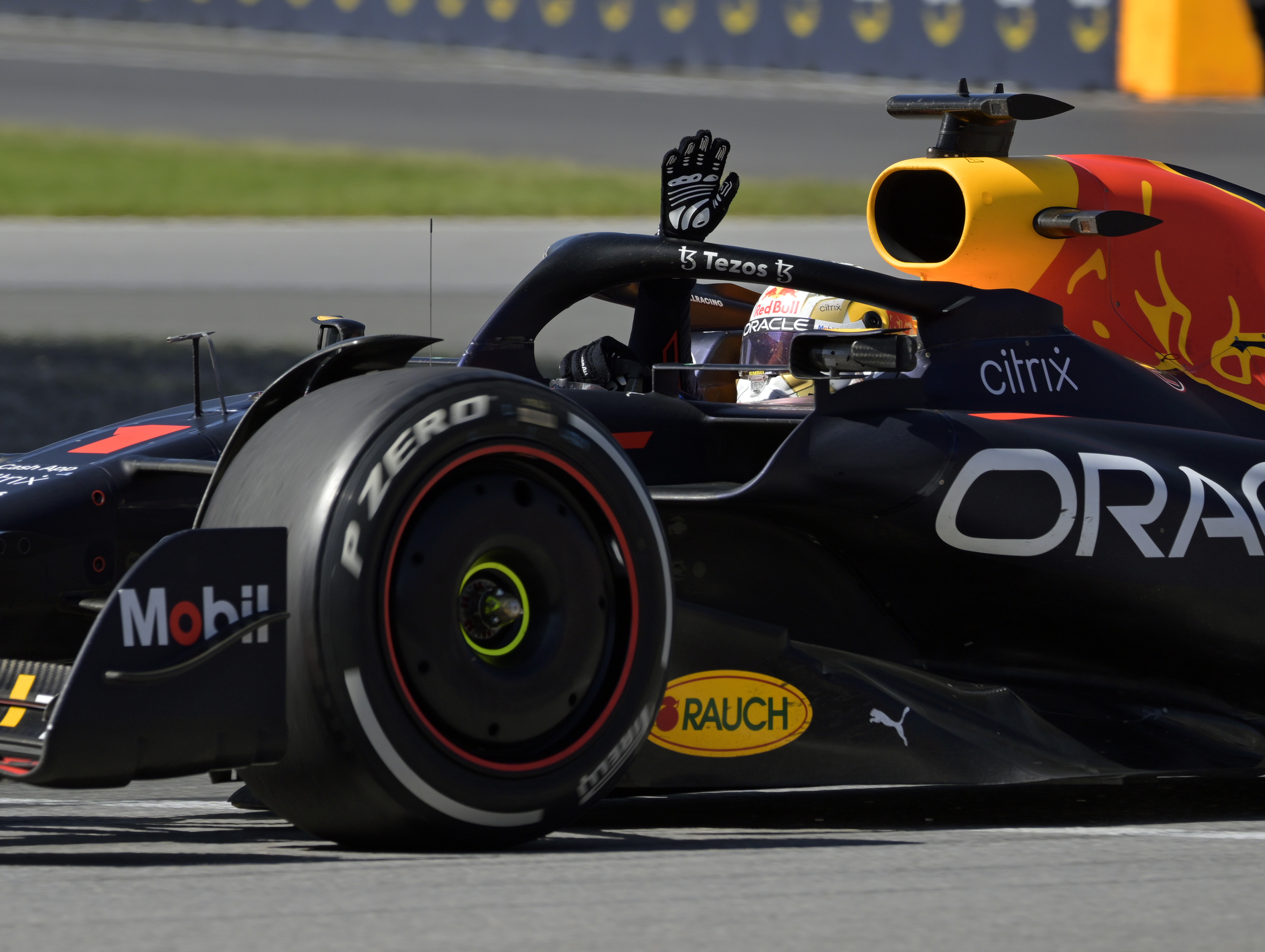 Let's have one more lap around the track with our final racing schedule ...