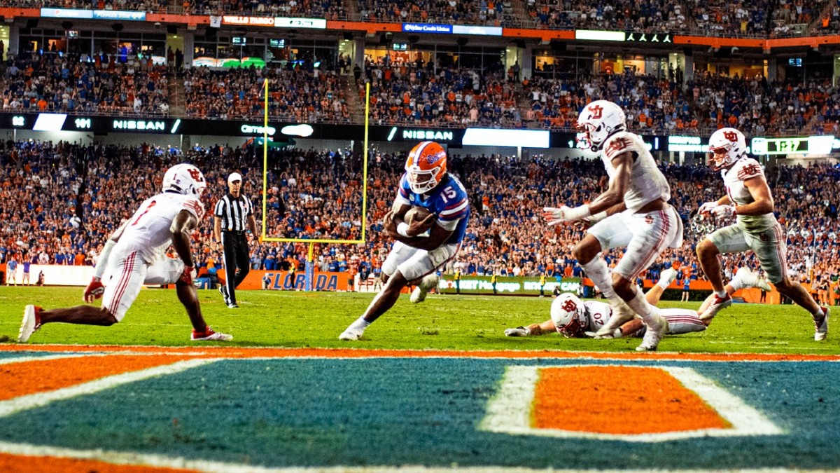 Photo Gallery: Florida Gators Upset Utah Utes in The Swamp - Sports ...