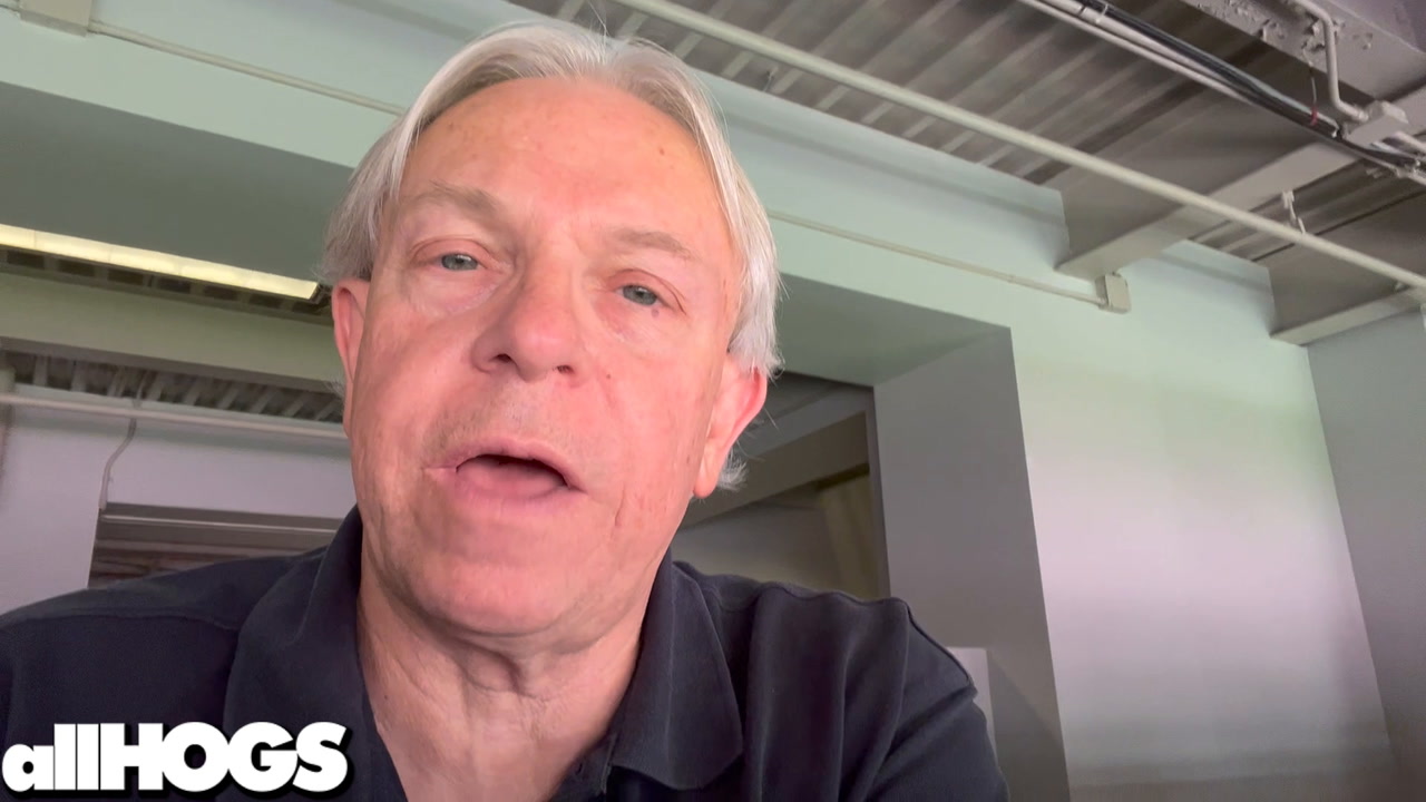 Andy-Halftime - Sports Illustrated All Hogs News, Analysis and More