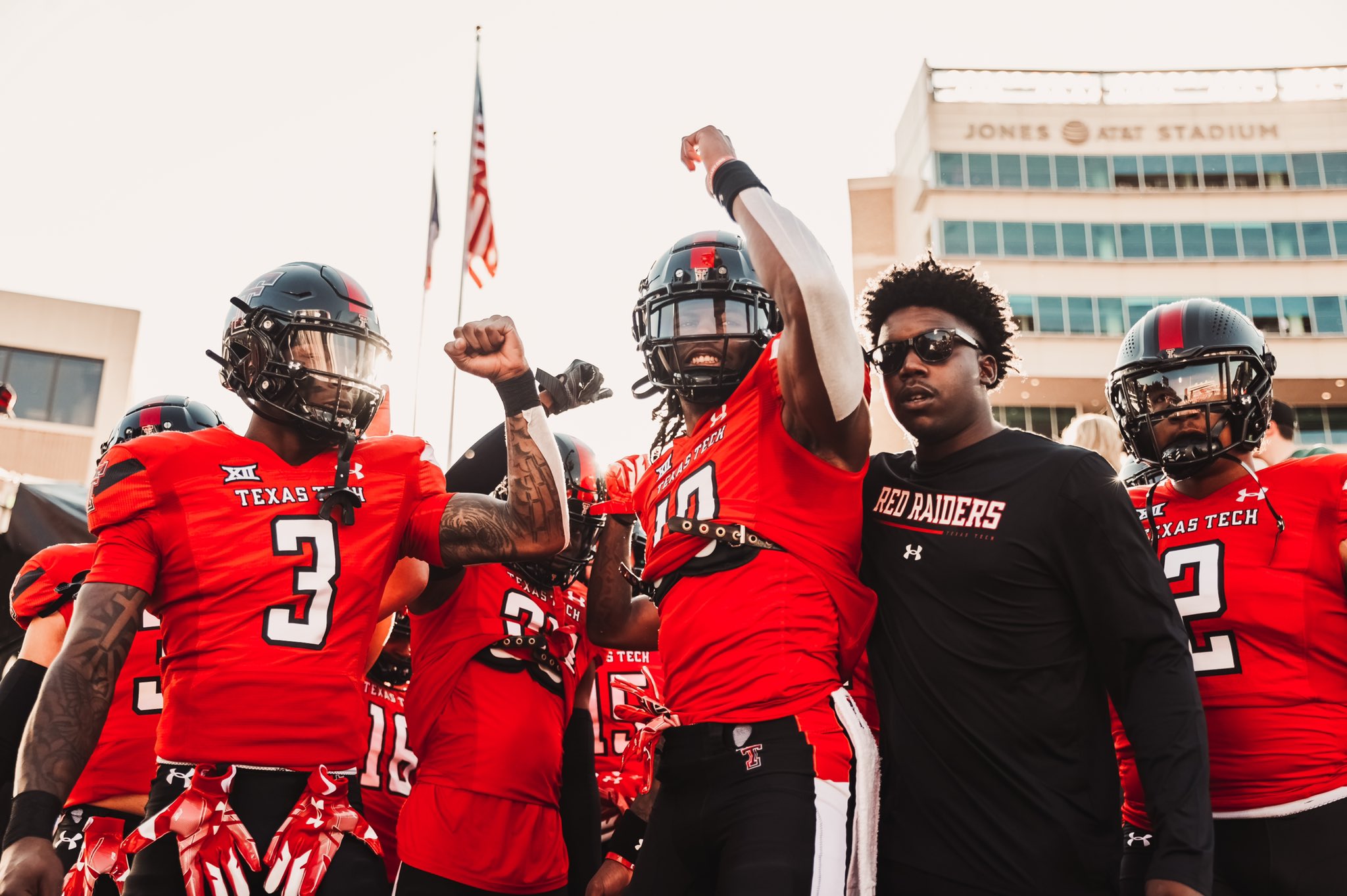 Notebook: Texas Tech Red Raiders Stun No. 25 Houston Cougars in Double ...