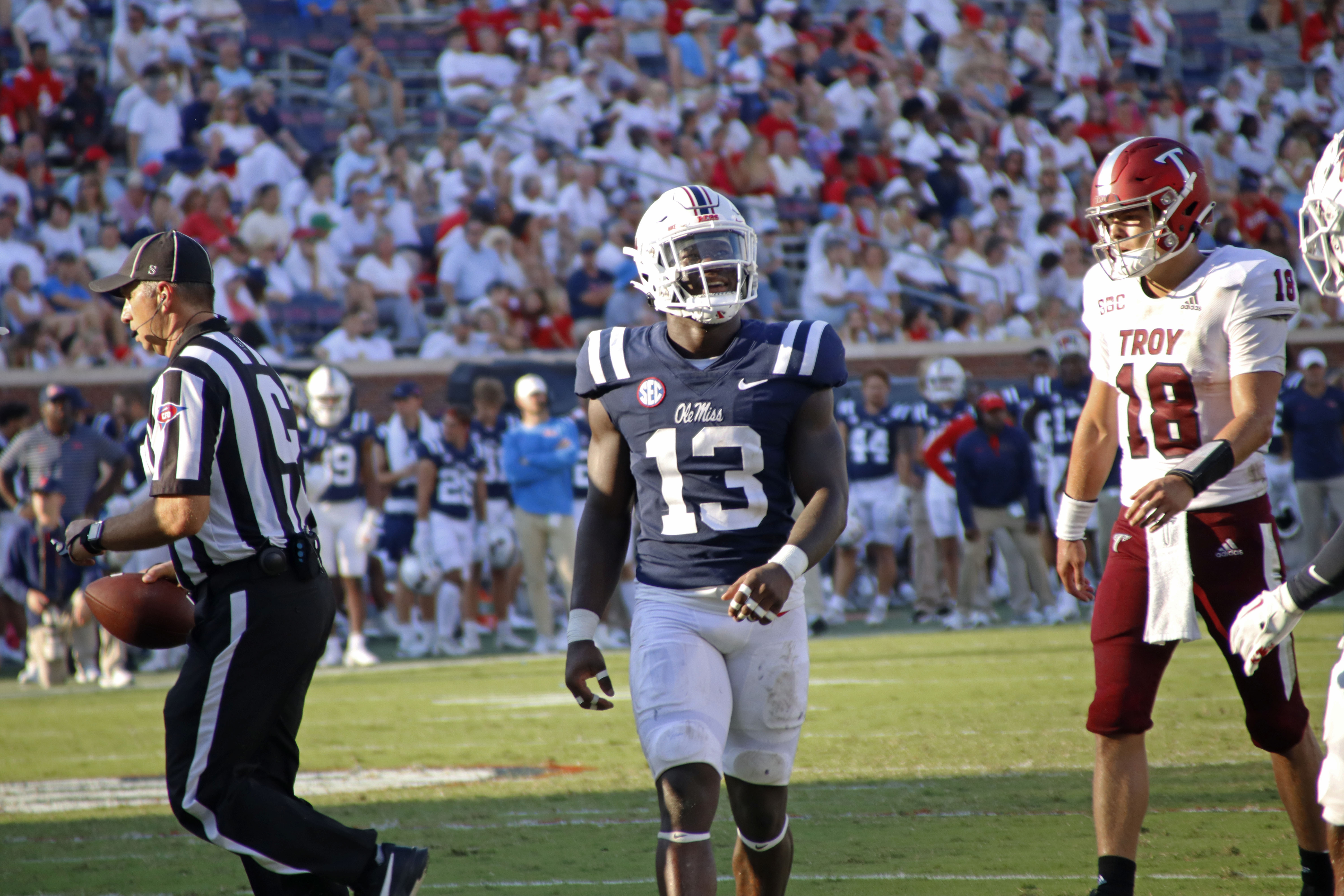 Ole Miss Rebels' S/LB Ladarius Tennison Plans To Enter NCAA Transfer ...
