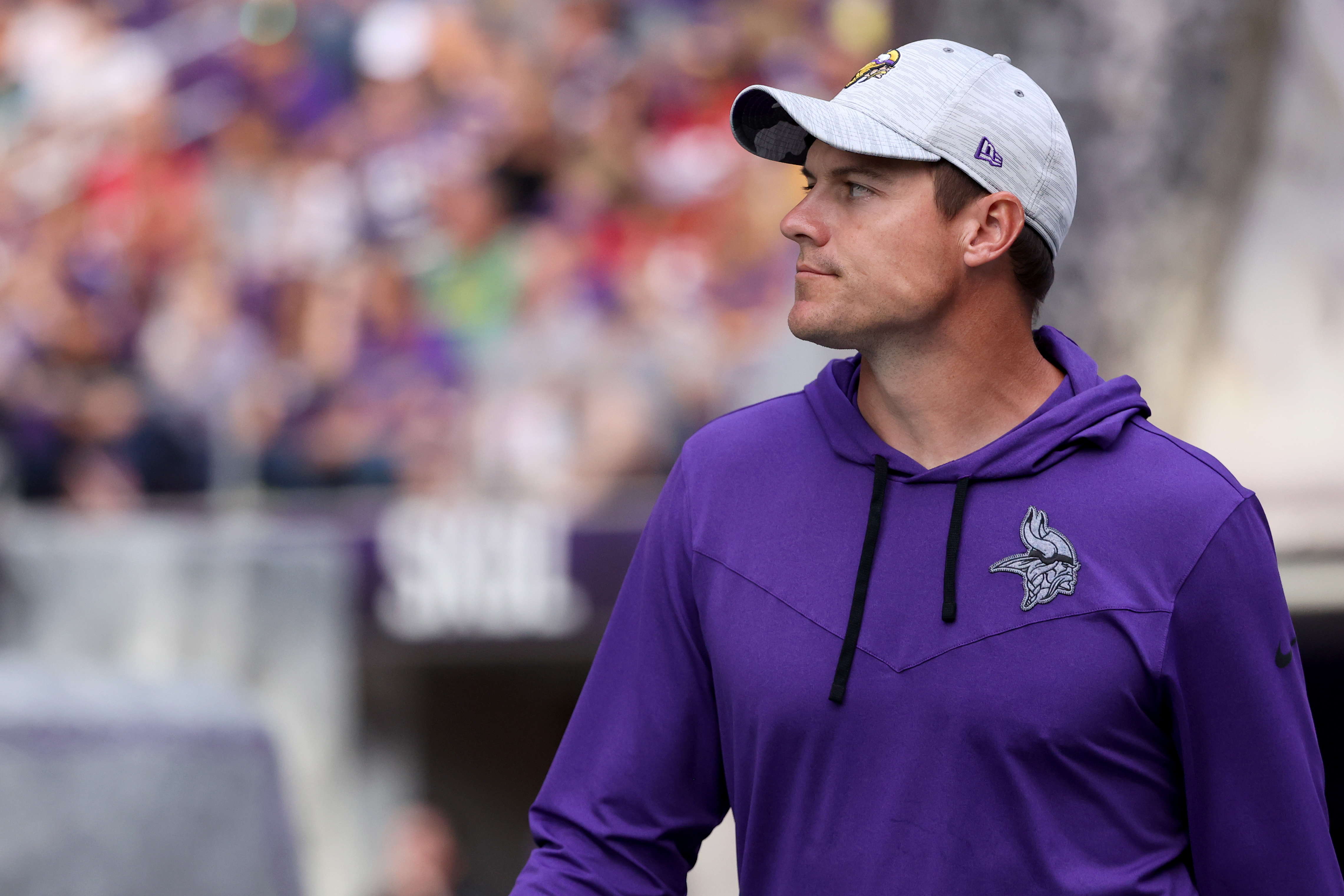 SI NFL writers predict Vikings finish with losing record in 2022 ...