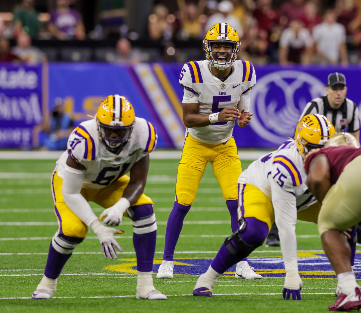 LSU QB Jayden Daniels Signs Unique NIL Deal - Sports Illustrated LSU ...