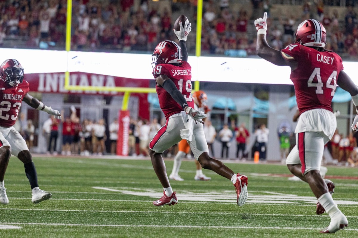 'Fourth Quarter Warriors' Capture Crucial Takeaways in Indiana Season ...