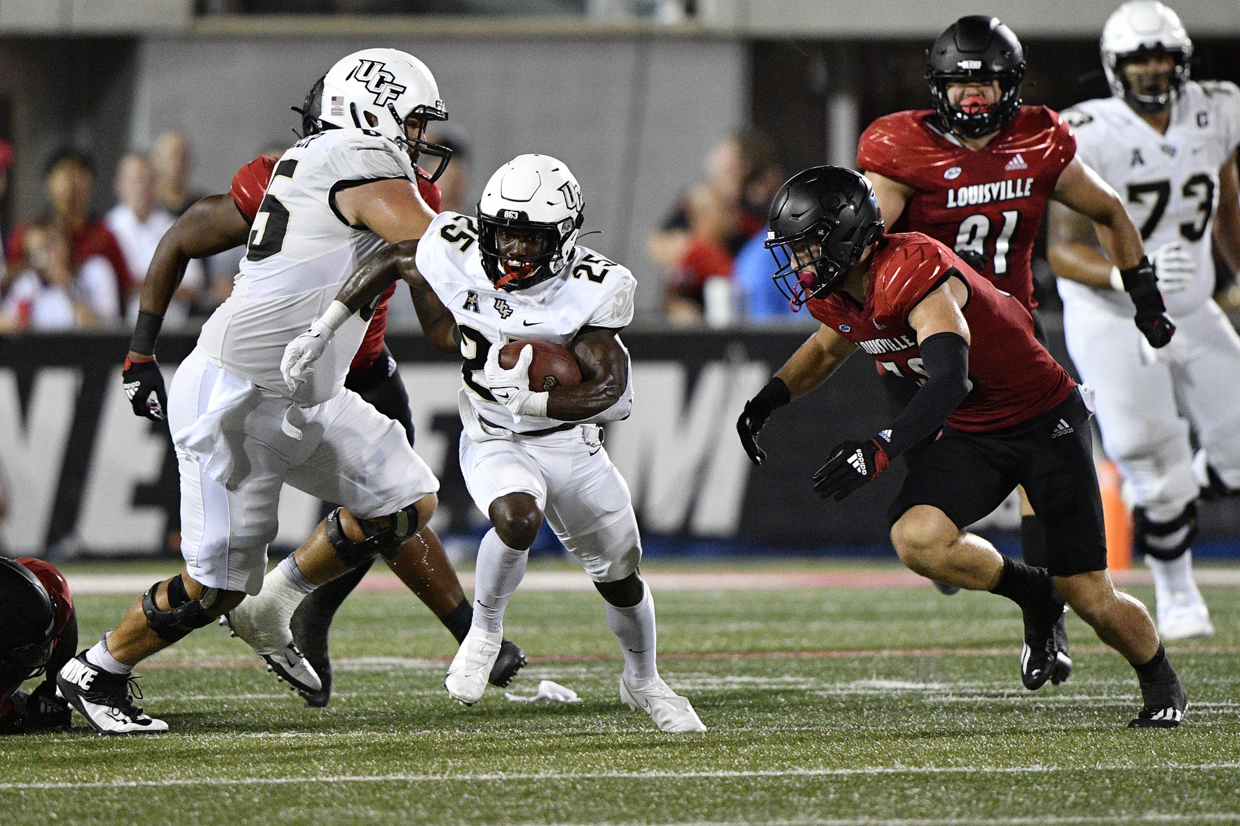 UCF's Offensive and Defensive Speed to Present Challenge for Louisville ...