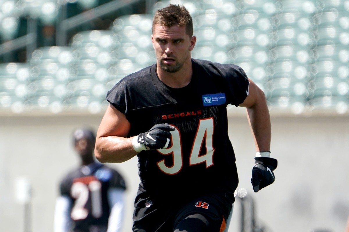 Cincinnati Bengals DE Sam Hubbard Foundation Gives Grant to UC Health ...