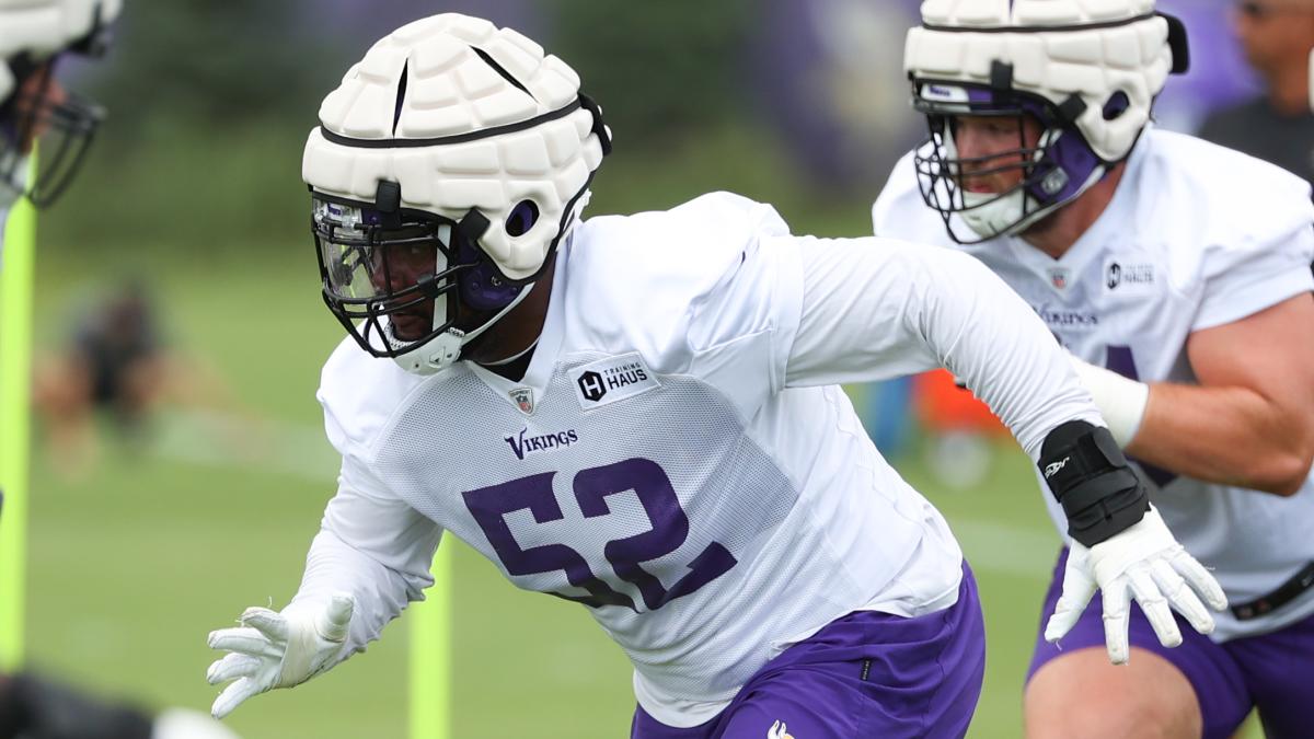 New Orleans Saints Sign Former Ohio State OG Wyatt Davis - Sports ...