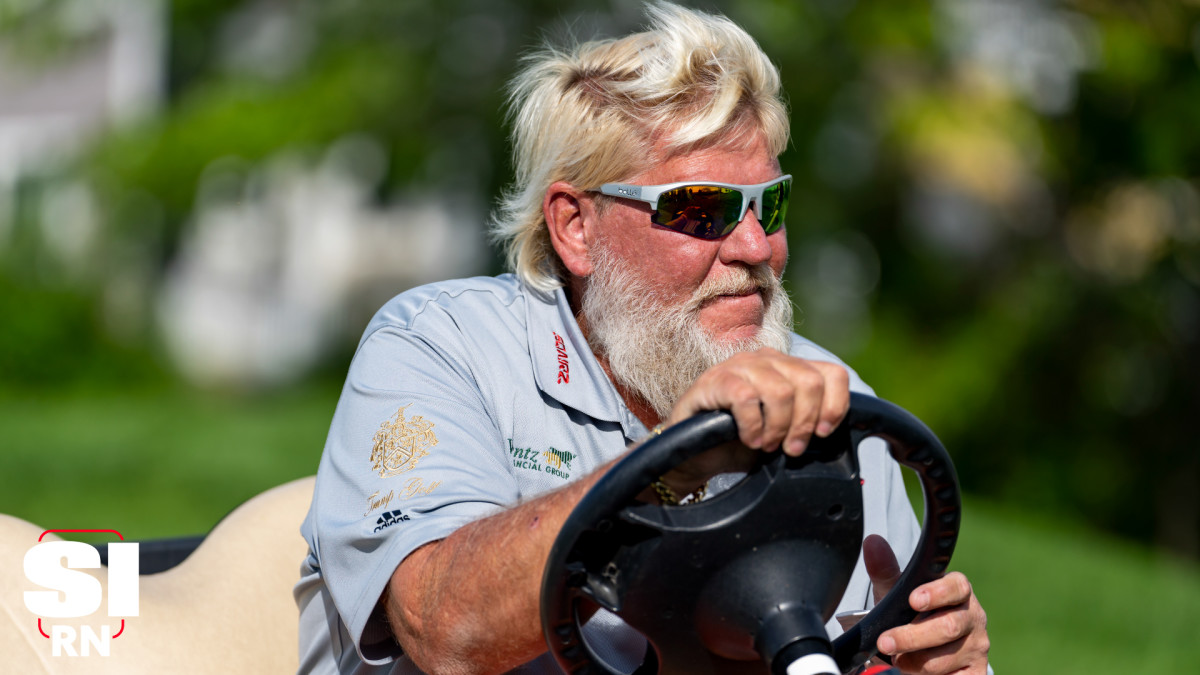 John Daly throws perfect first pitch at Cardinals, Nationals game ...