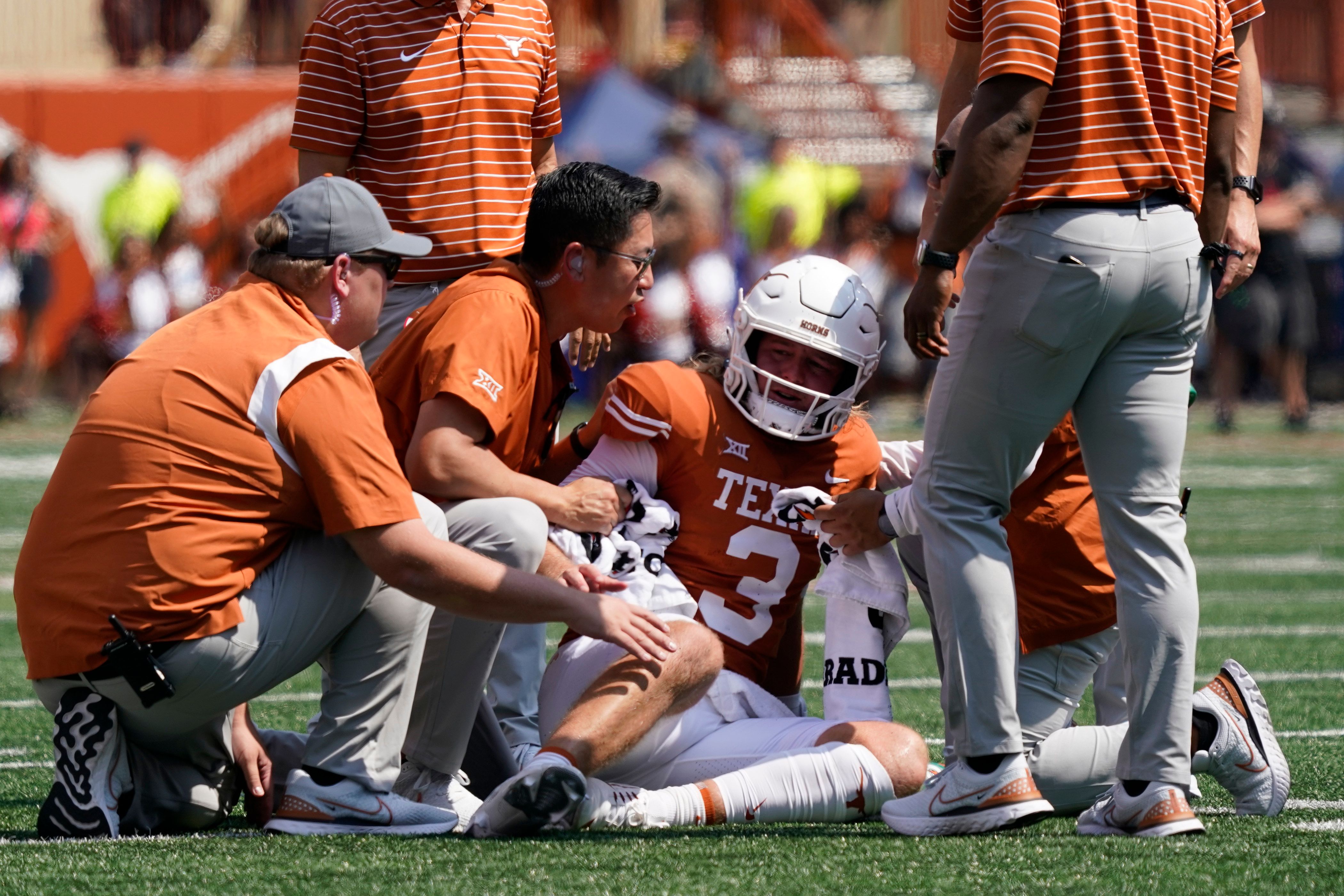 Sarkisian Gives Injury Updates For Texas Longhorns Stars Quinn Ewers ...