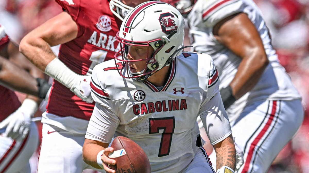 How long can Razorbacks out-run opponents who can't hit key passes ...