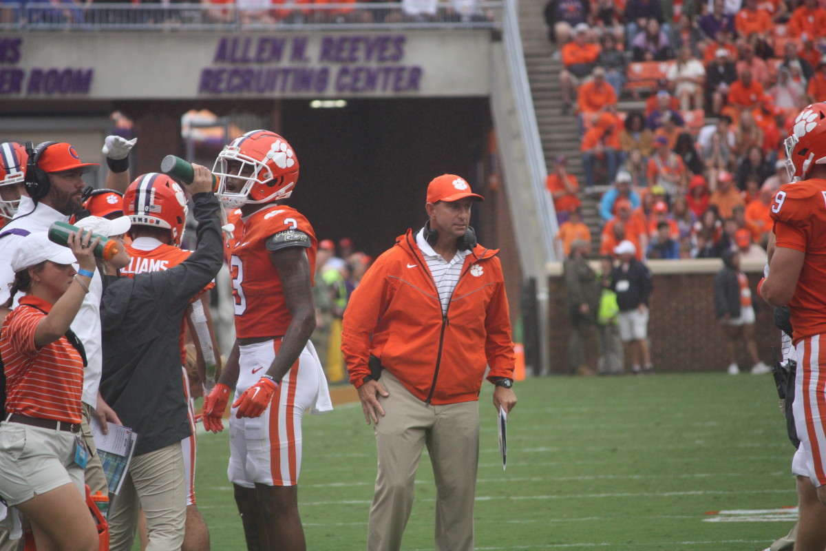 Grades: Clemson Tigers vs. Furman Paladins - Sports Illustrated Clemson ...